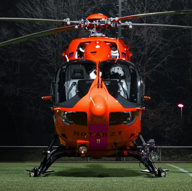 Worldwide Service & Support | Signia Aerospace