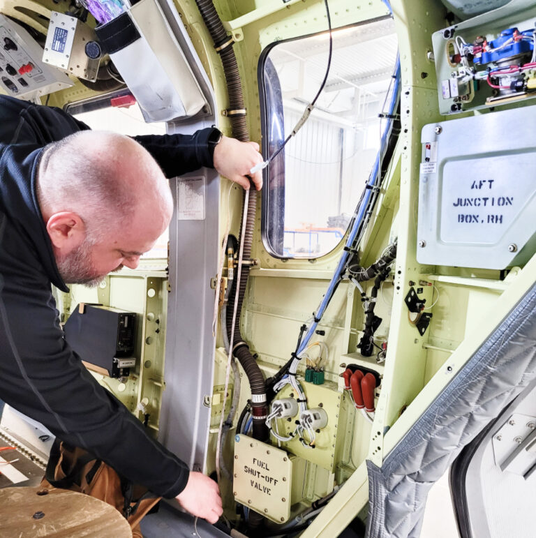 Worldwide Service & Support | Signia Aerospace